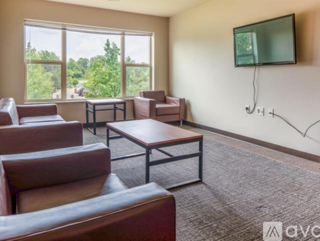 4 BR, 2 BA Apartment 234 N Prince St, Unit 202 B, Whitewater, WI 53190