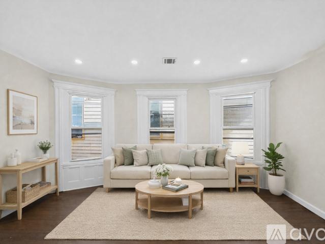 4 BR, 2 BA Apartment 345 Walnut St, Unit 3R, Newark, NJ 07105