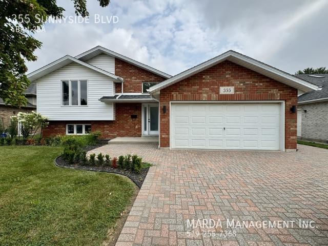 4 BR, 2 BA Apartment 355 Sunnyside Blvd, Windsor, ON N9J 3J3