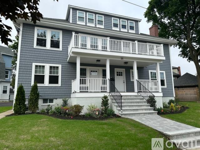 4 BR, 2 BA Apartment 35 Trapelo Rd, Unit 2, Belmont, MA 02478