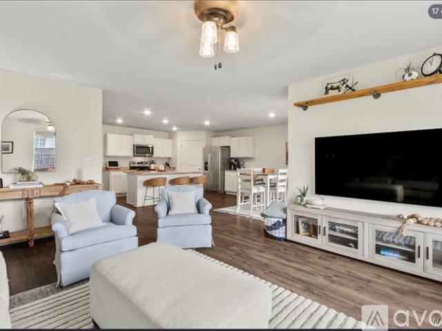 4 BR, 2 BA Apartment 3704 Magnolia Hls Dr, Northport, AL 35473