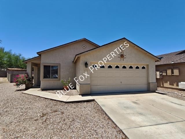 4 BR, 2 BA Apartment 3754 E White River Dr, Tucson, AZ 85706