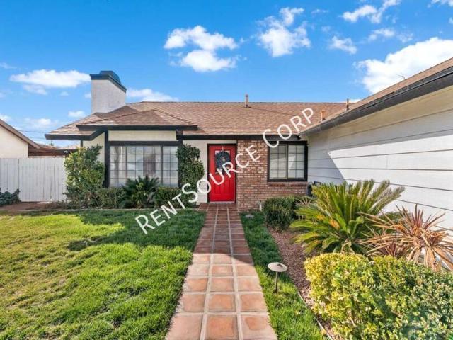 4 BR, 2 BA Apartment 37925 Maureen St Palmdale, CA 93550