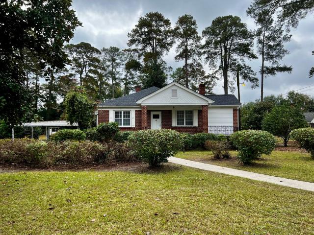 4 BR, 2 BA Apartment 3800 Overbrook Drive, Columbia, SC 29205