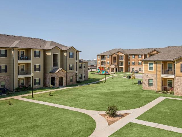 4 BR, 2 BA Apartment 3815 130th Street, Lubbock, TX 79423