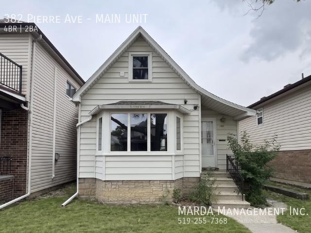 4 BR, 2 BA Apartment 382 Pierre Ave, Windsor, ON N9A 2J8