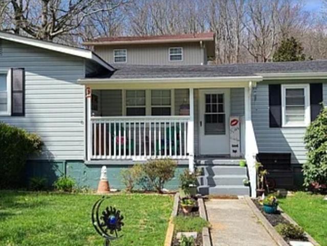 4 BR, 2 BA Apartment 3007 Wilson Avenue, Signal Mountain, TN 37377