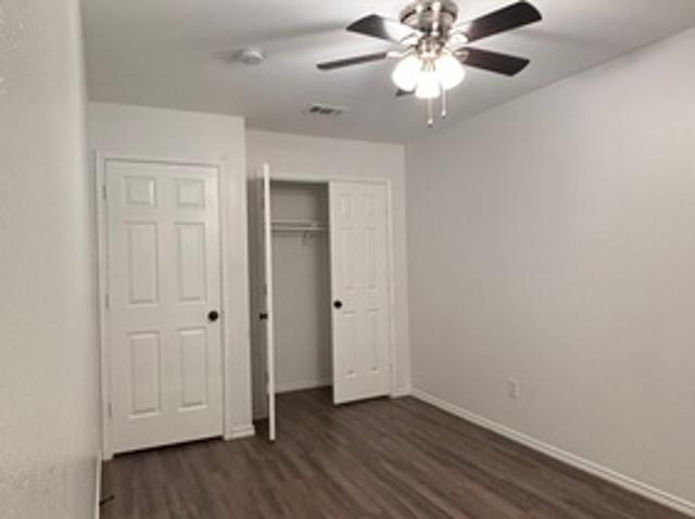 4 BR, 2 BA Apartment 3012 Southern Hills Lane, Mesquite, TX 75181