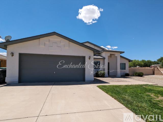 4 BR, 2 BA Apartment 3025 Shelby Meadows Dr, Rio Rancho, NM 87144