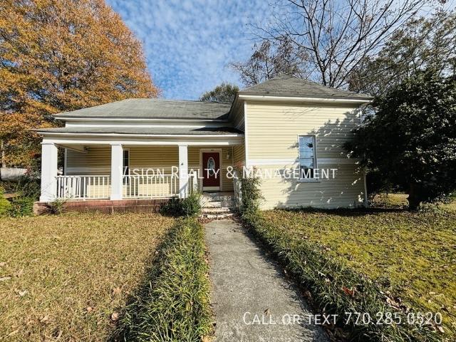 4 BR, 2 BA Apartment 302 Mandeville Ave, Carrollton, GA 30117