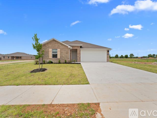 4 BR, 2 BA Apartment 3060 Laredo Ln, Centerton, AR 72736