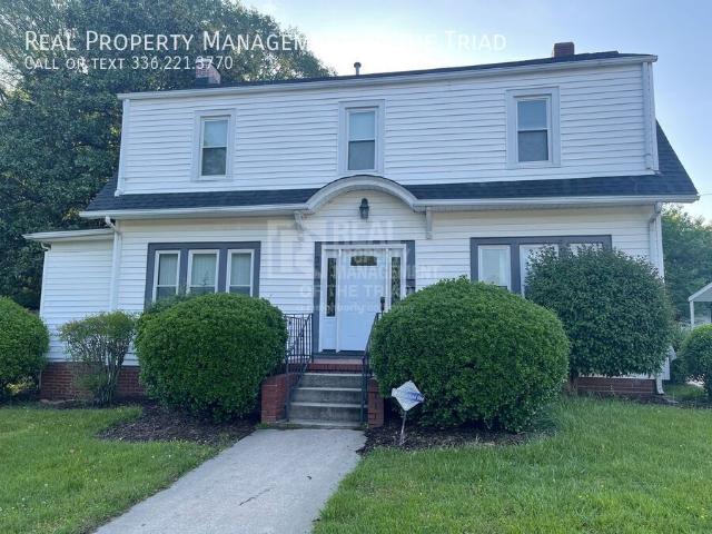 4 BR, 2 BA Apartment 306 Beech Street, Greensboro, NC 27401