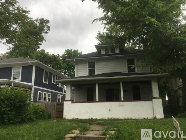 4 BR, 2 BA Apartment 3134 N College Ave, Indianapolis, IN 46205