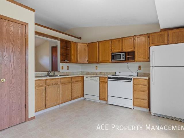 4 BR, 2 BA Apartment 3171 O'Brien Street, Rapid City, SD 57703