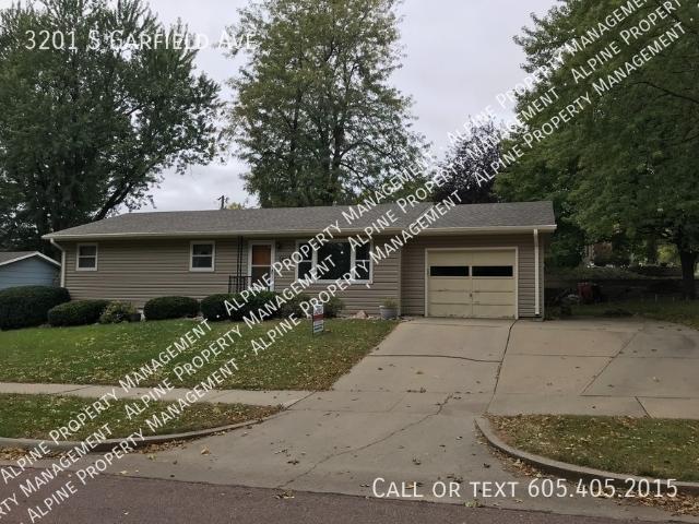 4 BR, 2 BA Apartment 3201 S Garfield Ave, Sioux Falls, SD 57105