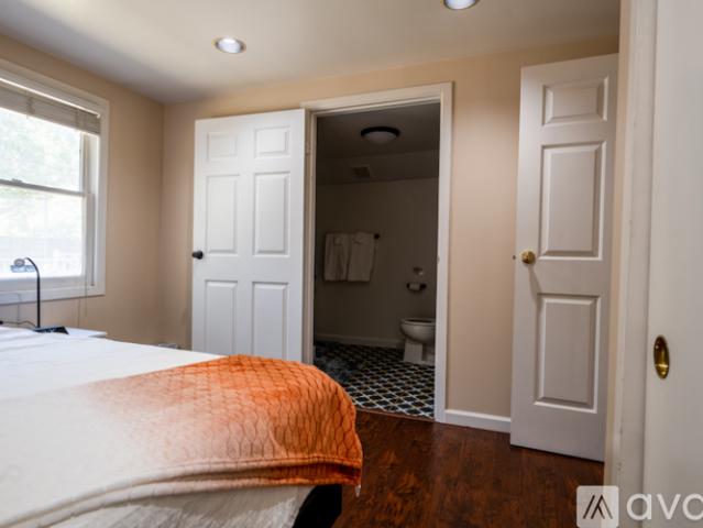 4 BR, 2 BA Apartment 3201 Y Street, Unit 3201 Full, Sacramento, CA 95817