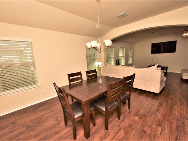 4 BR, 2 BA Apartment 3217 Jackal Drive, Lorena, TX 76655