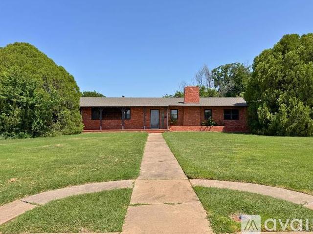 4 BR, 2 BA Apartment 4415 Rivercrest Dr, Wichita Falls, TX 76309
