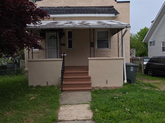 4 BR, 2 BA Apartment 4607 Mannasota Ave, Baltimore, MD 21206