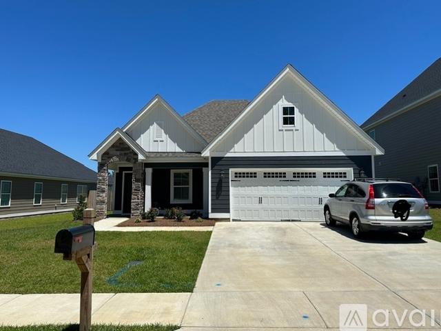 4 BR, 2 BA Apartment 469 Paxton Lp, Dothan, AL 36301