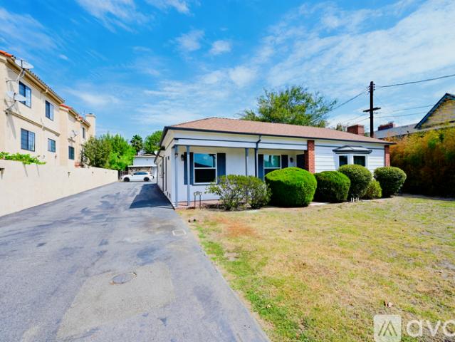 4 BR, 2 BA Apartment 475 Fairview Avenue, Arcadia, CA 91007
