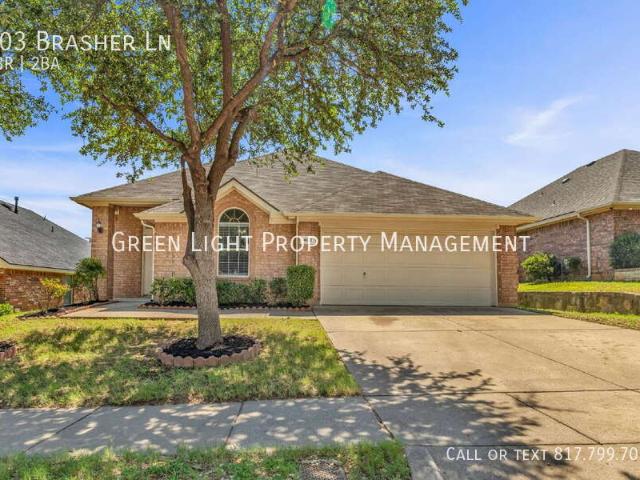 4 BR, 2 BA Apartment 403 Brasher Ln, Euless, TX 76040