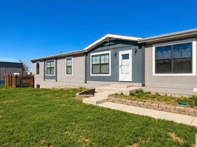 4 BR, 2 BA Apartment 407 E Main Ave, Pierce, CO 80650