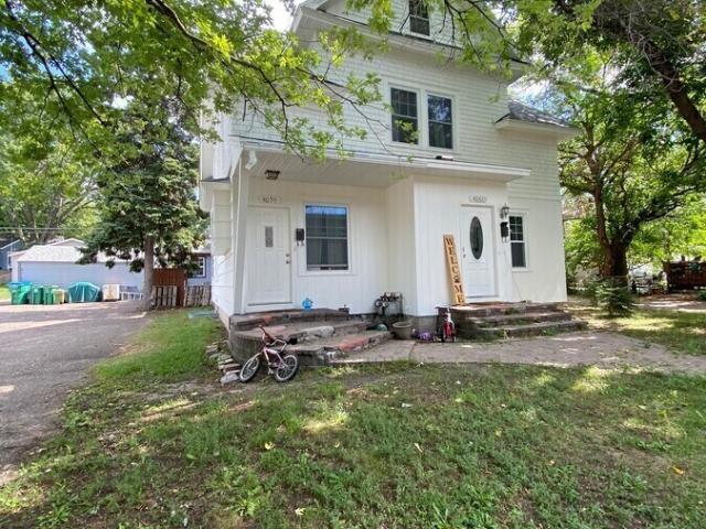 4 BR, 2 BA Apartment 4059 Vernon Avenue South # 1, St. Louis Park, MN 55416