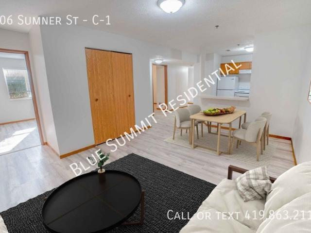 4 BR, 2 BA Apartment 406 Sumner St, Akron, OH 44304