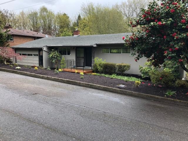 4 BR, 2 BA Apartment 4138 Southwest 4th Avenue, Portland, OR 97239