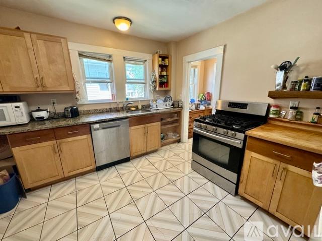 4 BR, 2 BA Apartment 41 Westford St, Unit 2, Boston, MA 02134