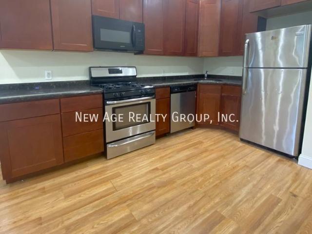 4 BR, 2 BA Apartment 4212 Powelton Avenue, Philadelphia, PA 19104
