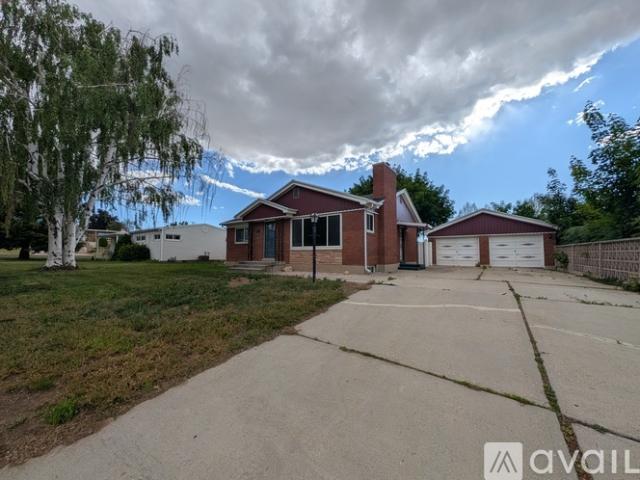 4 BR, 2 BA Apartment 4281 Orchard Avenue, Ogden, UT 84403