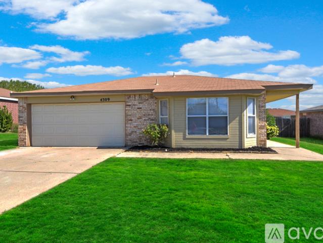 4 BR, 2 BA Apartment 4309 Sand Dollar Dr, Killeen, TX 76549