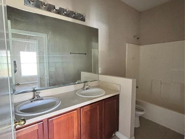 4 BR, 2 BA Apartment 4317 Creeks Run Boulevard, Kissimmee, FL 34746