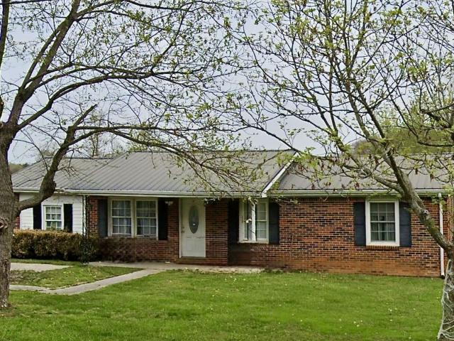 4 BR, 2 BA Apartment 540 Mcquade Cir, Mcminnville, TN 37110