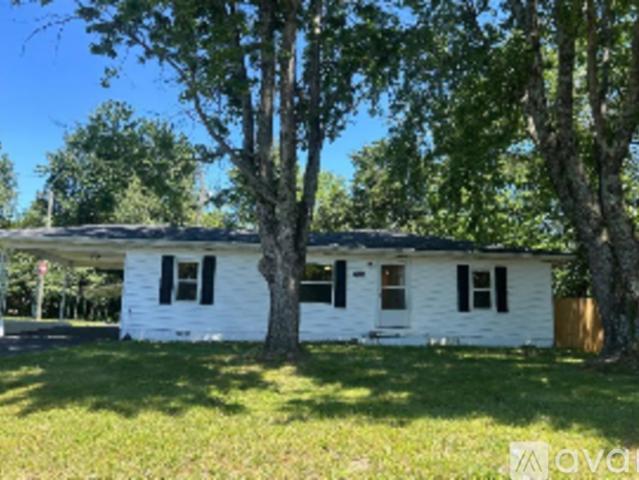 4 BR, 2 BA Apartment 5422 South Wilson Road, Elizabethtown, KY 42701
