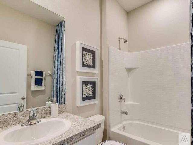 4 BR, 2 BA Apartment 5444 Flint Hills Dr, Wimauma, FL 33598