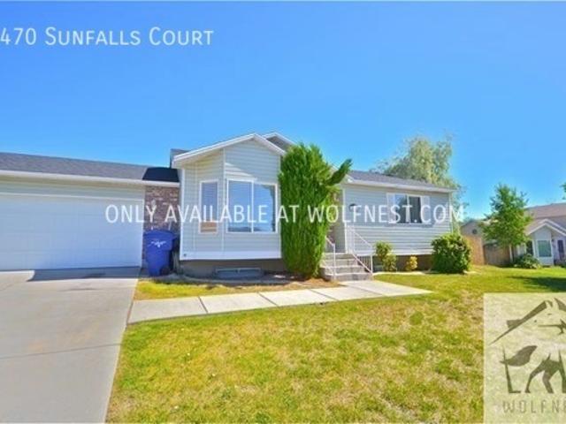 4 BR, 2 BA Apartment 5470 Sunfalls Court, Kearns, UT 84118
