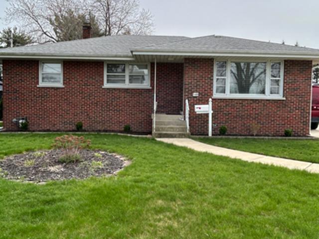 4 BR, 2 BA Apartment 548 South Street, Munster, IN 46321