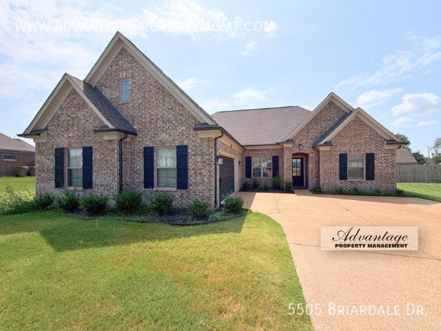 4 BR, 2 BA Apartment 5505 Briardale Dr Memphis, TN 38125