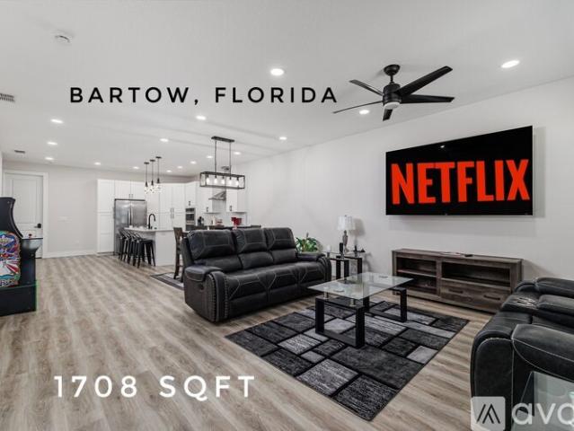 4 BR, 2 BA Apartment 550 Battle Avenue, Unit 550, Bartow, FL 33830