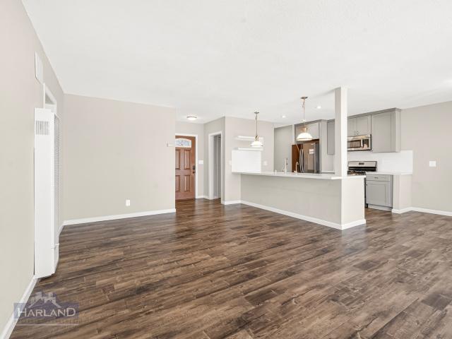 4 BR, 2 BA Apartment 5580 Dream St, San Diego, CA 92114