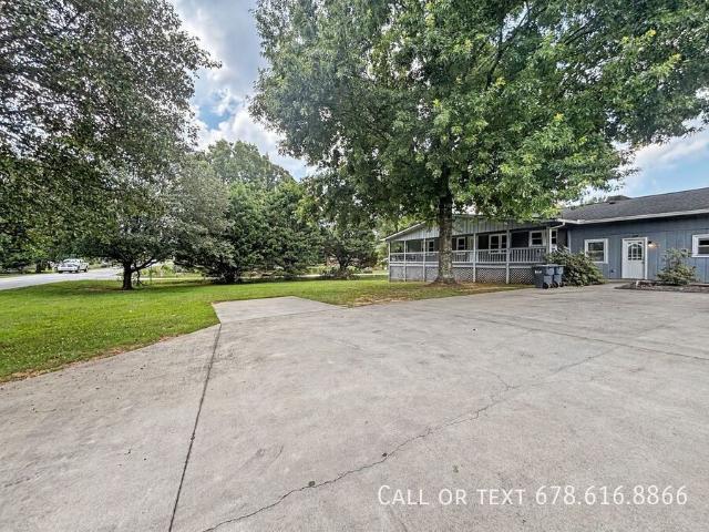 4 BR, 2 BA Apartment 560 Lee Byrd Rd, Loganville, GA 30052