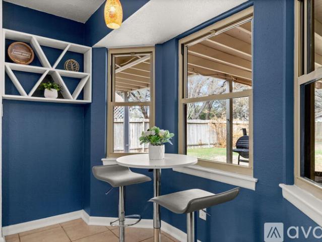 4 BR, 2 BA Apartment 5715 Cary Grant Dr, San Antonio, TX 78240