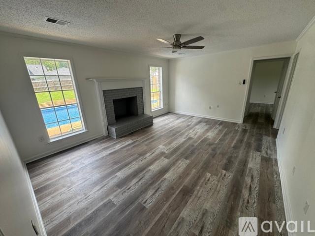 4 BR, 2 BA Apartment 5742 Montpelier Dr, Bartlett, TN 38134