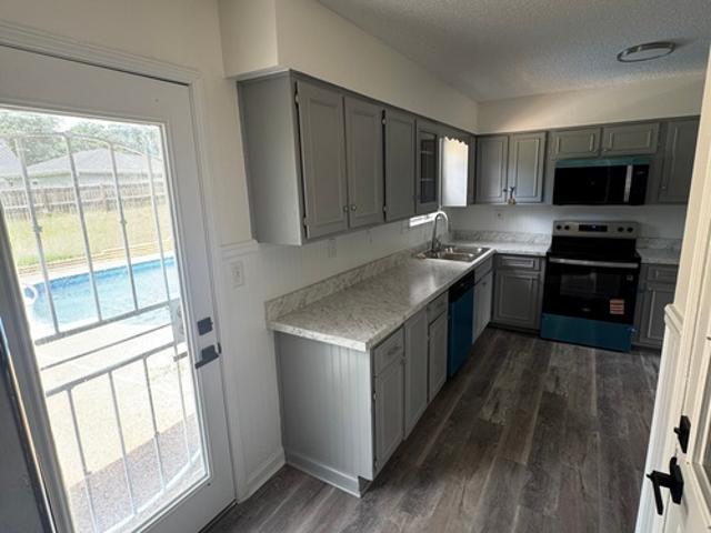 4 BR, 2 BA Apartment 5742 Montpelier Dr, Bartlett, TN 38134