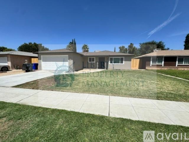 4 BR, 2 BA Apartment 5827 E Saginaw Wy, Fresno, CA 93727