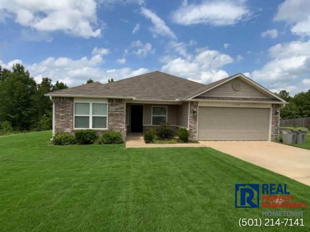 4 BR, 2 BA Apartment 5000 Red Fox Trail, Bauxite, AR 72011