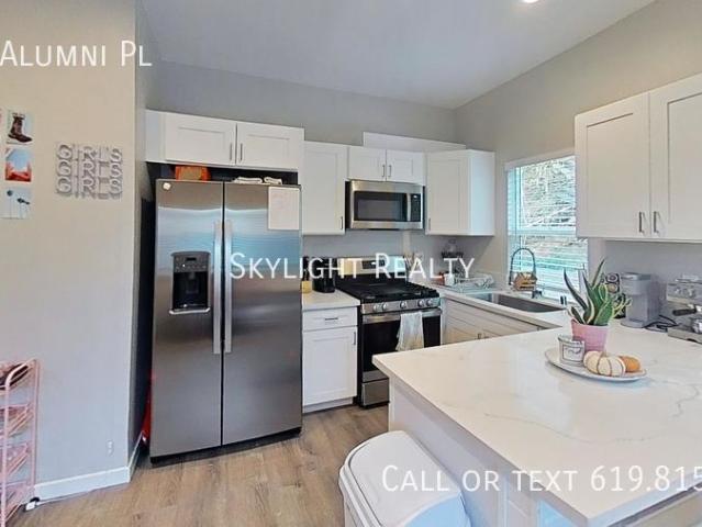 4 BR, 2 BA Apartment 5138 Alumni Pl, San Diego, CA 92115